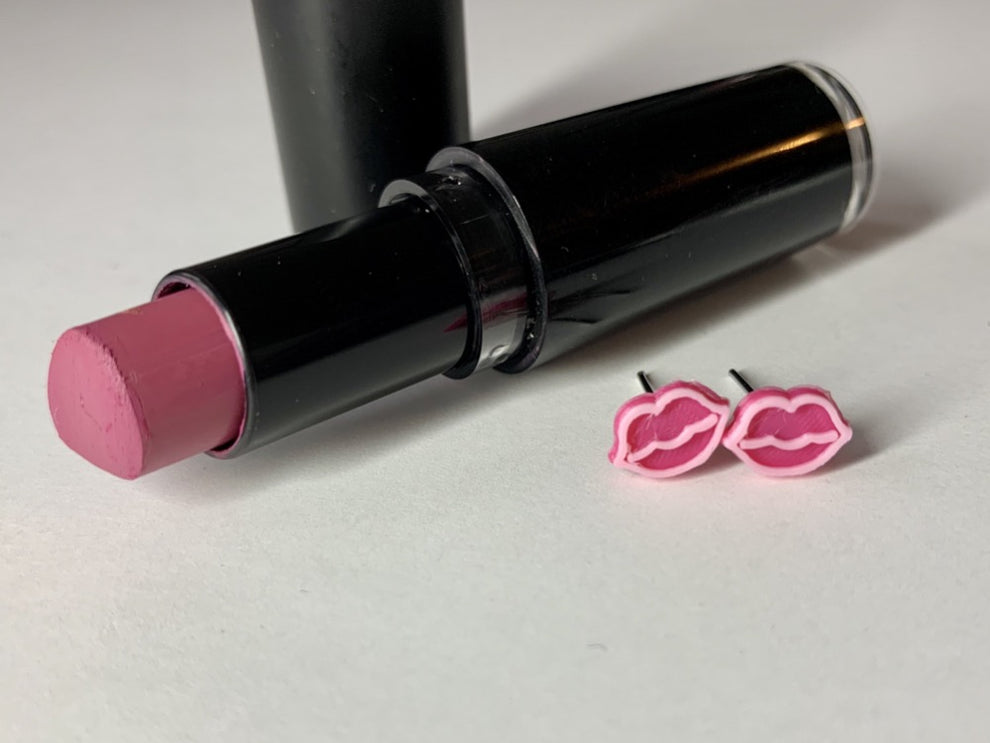 3D Printed Lips Stud Earrings || Sustainability Meets Fun at R+D