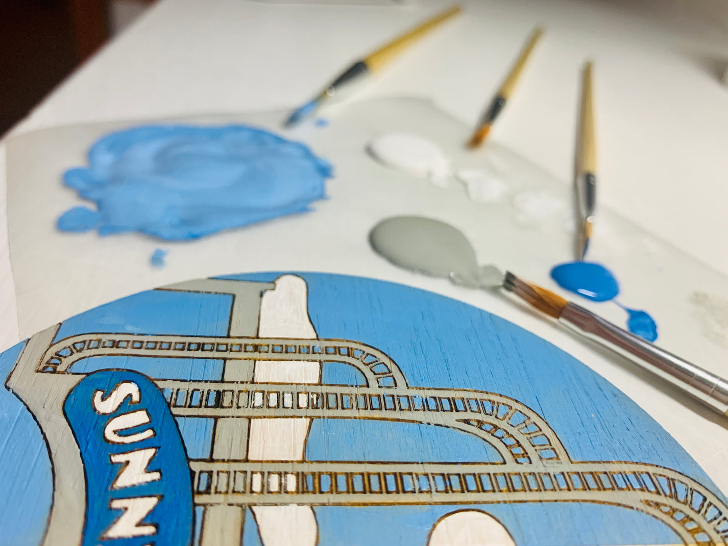Cozy Up In Sunnyside DIY Paint Kit || Sustainability Meets Fun at R+D